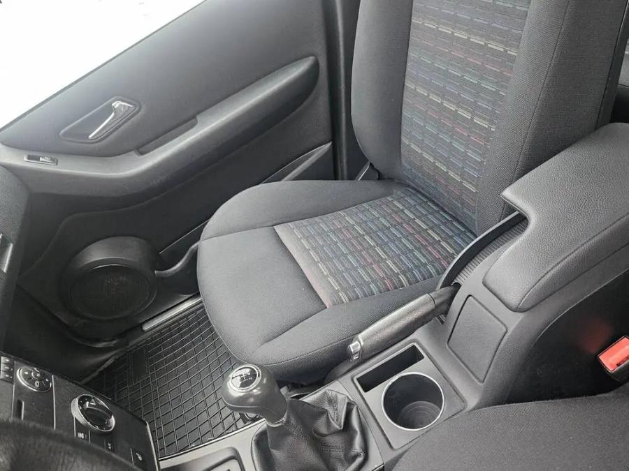 Blue Mercedes-Benz A 170 2006 in Jekabpils, with an engine capacity of 1.70 L and mileage of 185 thousand km for 2690 €, photo 13 on AUTOMOTO.COM.LV