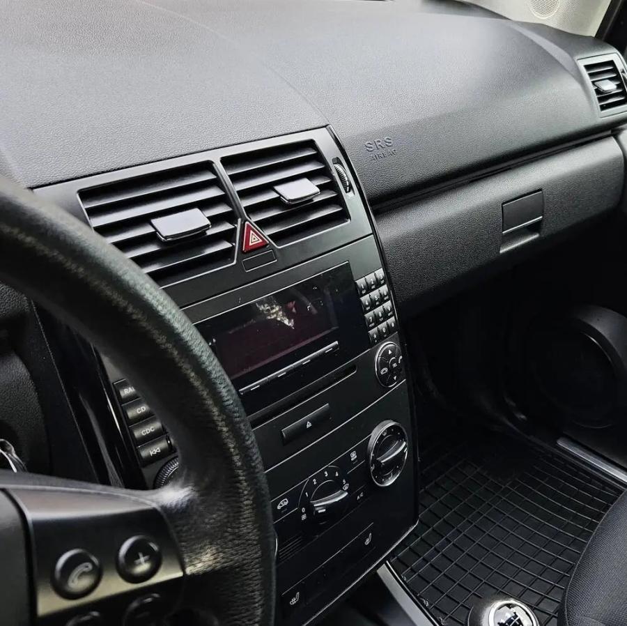 Blue Mercedes-Benz A 170 2006 in Jekabpils, with an engine capacity of 1.70 L and mileage of 185 thousand km for 2690 €, photo 28 on AUTOMOTO.COM.LV