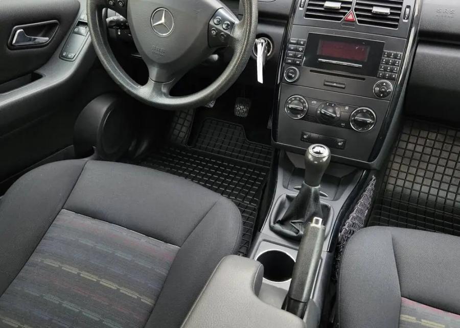 Blue Mercedes-Benz A 170 2006 in Jekabpils, with an engine capacity of 1.70 L and mileage of 185 thousand km for 2690 €, photo 29 on AUTOMOTO.COM.LV