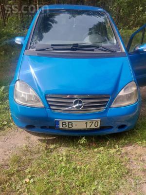 Mercedes-Benz A 170 1999 Rīga vietnē Zils Mercedes-Benz A 170 1999 Rīga, ar dzinēja tilpumu 1.70 L un nobraukumu 301 tūkst. km par 750 €, foto 1 vietnē AUTOMOTO.COM.LV