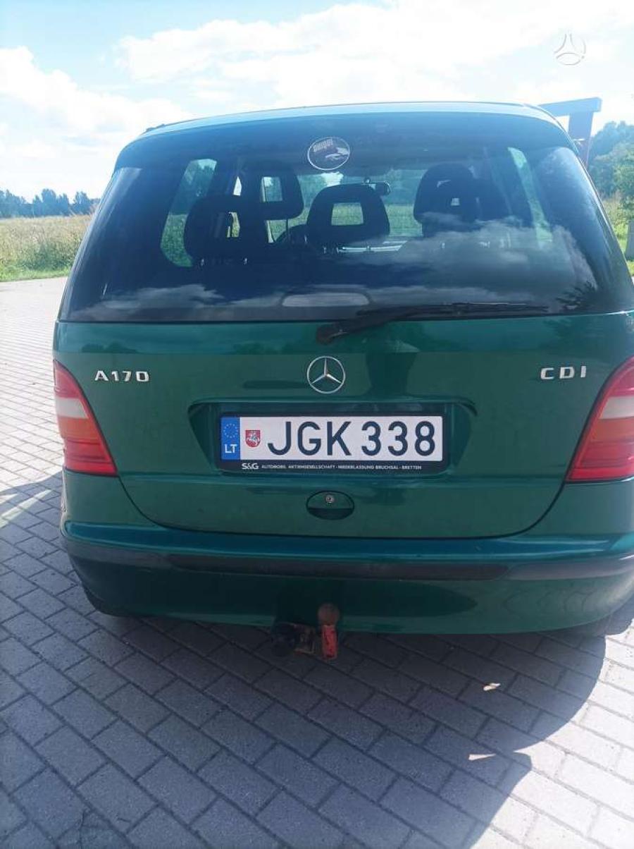 Green Mercedes-Benz A 170 2001 in Birzai, with an engine capacity of 1.70 L and mileage of 302 thousand km for 500 €, photo 4 on AUTOMOTO.COM.LV