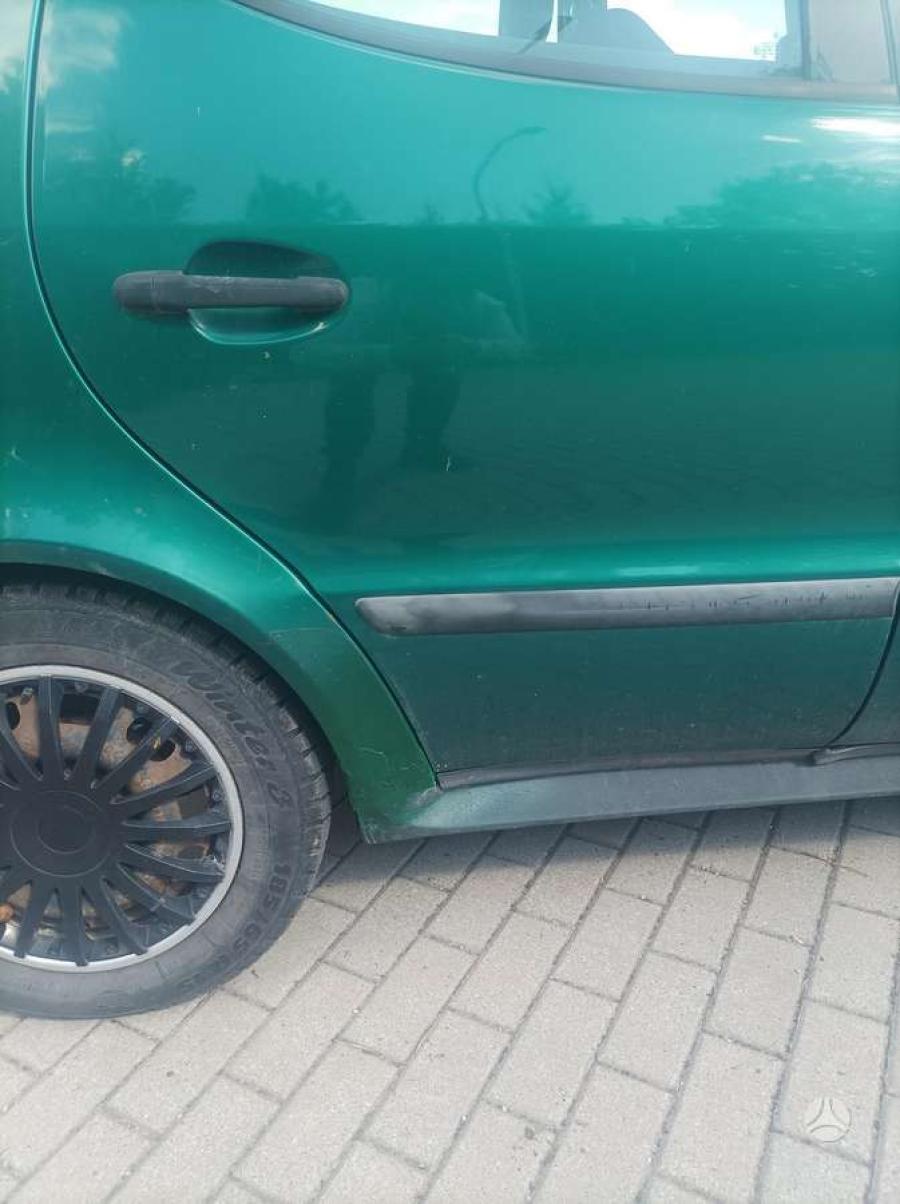 Green Mercedes-Benz A 170 2001 in Birzai, with an engine capacity of 1.70 L and mileage of 302 thousand km for 500 €, photo 11 on AUTOMOTO.COM.LV