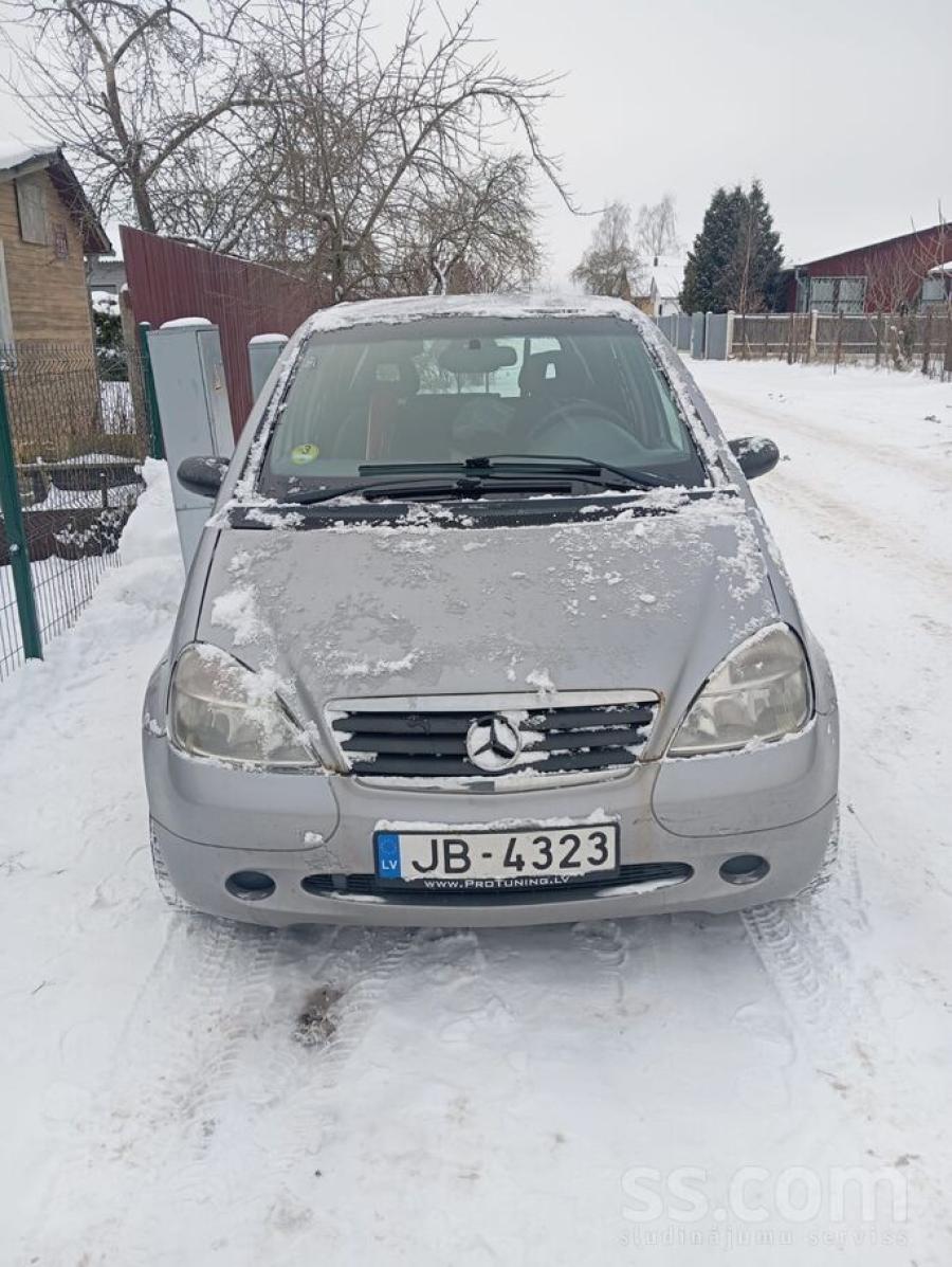 Pelēks Mercedes-Benz A 170 2000 Rīga, ar dzinēja tilpumu 1.70 L un nobraukumu 326 tūkst. km par 800 €, foto 2 vietnē AUTOMOTO.COM.LV