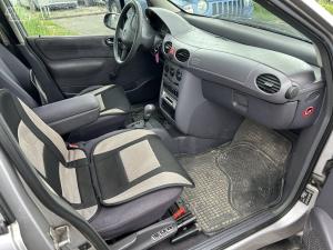 Grey Mercedes-Benz A 170 2001 in Vilnius, with an engine capacity of 1.70 L and mileage of 196 thousand km for 799 €, photo 12 on AUTOMOTO.COM.LV