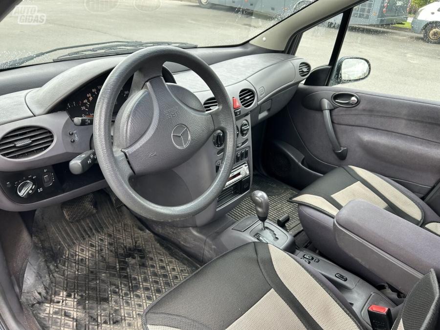 Grey Mercedes-Benz A 170 2001 in Vilnius, with an engine capacity of 1.70 L and mileage of 196 thousand km for 799 €, photo 17 on AUTOMOTO.COM.LV