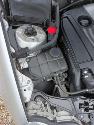 Pelēks Mercedes-Benz A 170 2001 Viļņa, ar dzinēja tilpumu 1.69 L un nobraukumu 240 tūkst. km par 1200 €, foto 3 vietnē AUTOMOTO.COM.LV