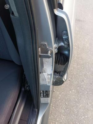 Pelēks Mercedes-Benz A 170 2001 Viļņa, ar dzinēja tilpumu 1.69 L un nobraukumu 240 tūkst. km par 1200 €, foto 11 vietnē AUTOMOTO.COM.LV