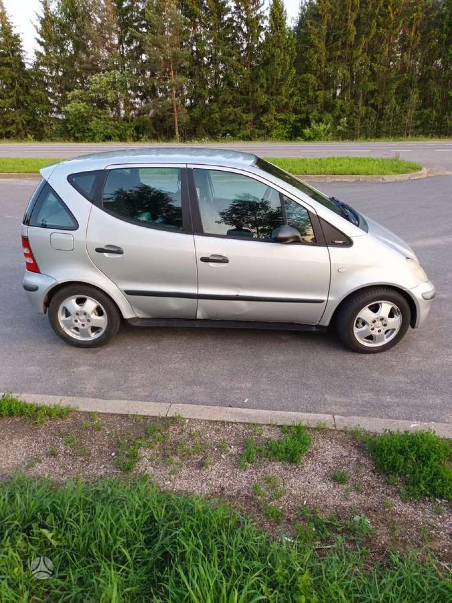 Pelēks Mercedes-Benz A 170 2001 Viļņa, ar dzinēja tilpumu 1.69 L un nobraukumu 240 tūkst. km par 1200 €, foto 12 vietnē AUTOMOTO.COM.LV