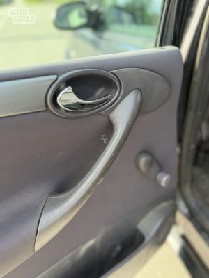 Pelēks Mercedes-Benz A 170 2002 Kauņa, ar dzinēja tilpumu 1.70 L un nobraukumu 184 tūkst. km par 650 €, foto 17 vietnē AUTOMOTO.COM.LV