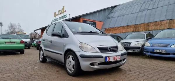 Grey Mercedes-Benz A 170 2002 in Valmiera, with an engine capacity of 1.70 L and mileage of 356 thousand km for 850 €, photo 1 on AUTOMOTO.COM.LV