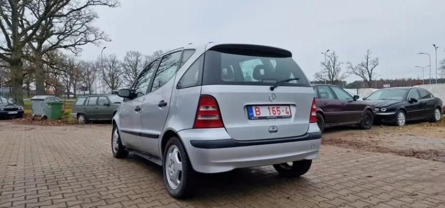 Grey Mercedes-Benz A 170 2002 in Valmiera, with an engine capacity of 1.70 L and mileage of 356 thousand km for 850 €, photo 6 on AUTOMOTO.COM.LV
