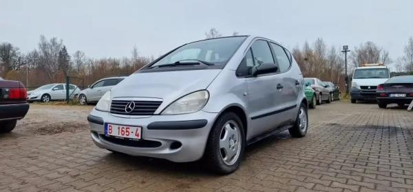 Grey Mercedes-Benz A 170 2002 in Valmiera, with an engine capacity of 1.70 L and mileage of 356 thousand km for 850 €, photo 7 on AUTOMOTO.COM.LV
