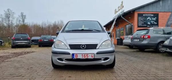 Grey Mercedes-Benz A 170 2002 in Valmiera, with an engine capacity of 1.70 L and mileage of 356 thousand km for 850 €, photo 8 on AUTOMOTO.COM.LV