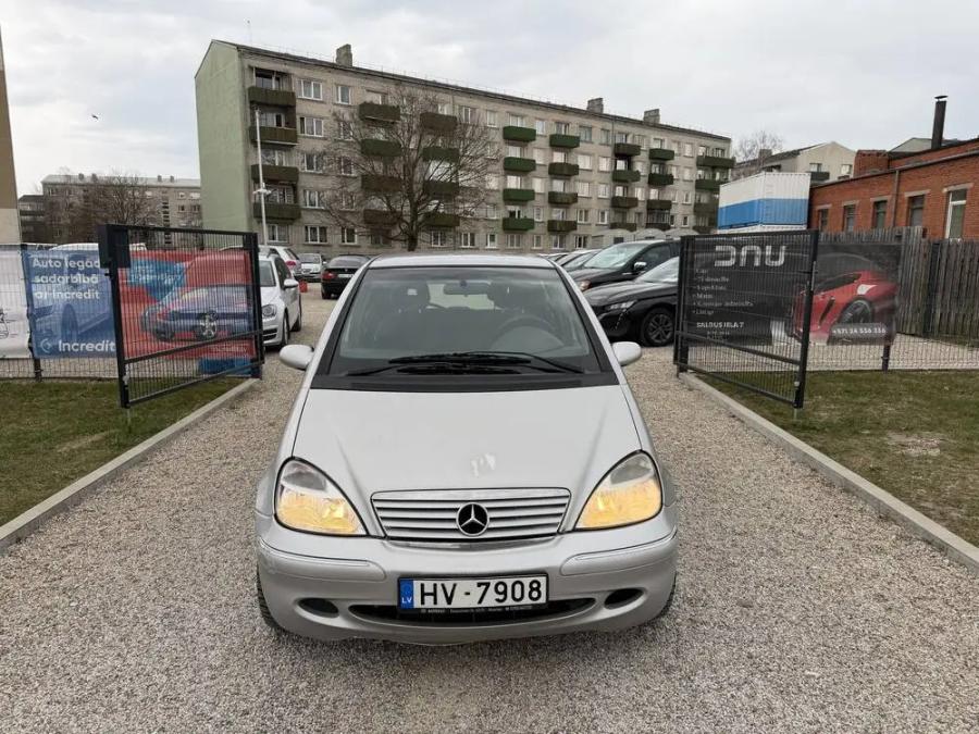 Grey Mercedes-Benz A 170 2002 in Ventspils, with an engine capacity of 1.70 L and mileage of 280 thousand km for 1090 €, photo 3 on AUTOMOTO.COM.LV