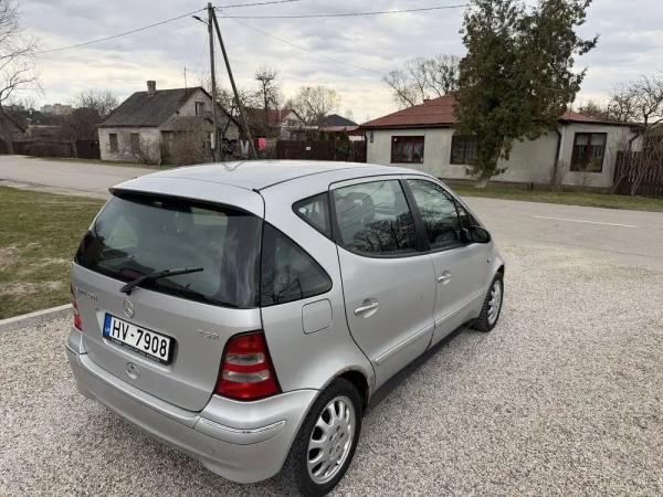 Pelēks Mercedes-Benz A 170 2002 Ventspils, ar dzinēja tilpumu 1.70 L un nobraukumu 280 tūkst. km par 1090 €, foto 4 vietnē AUTOMOTO.COM.LV