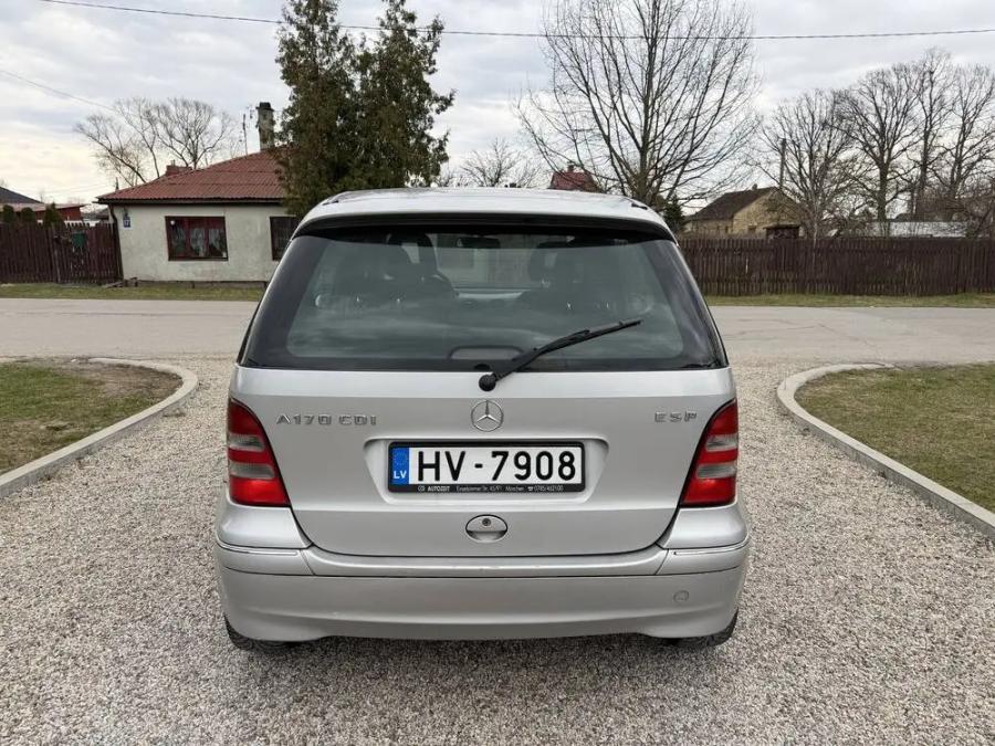 Grey Mercedes-Benz A 170 2002 in Ventspils, with an engine capacity of 1.70 L and mileage of 280 thousand km for 1090 €, photo 6 on AUTOMOTO.COM.LV