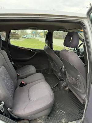 Grey Mercedes-Benz A 170 2002 in Ventspils, with an engine capacity of 1.70 L and mileage of 280 thousand km for 1090 €, photo 13 on AUTOMOTO.COM.LV