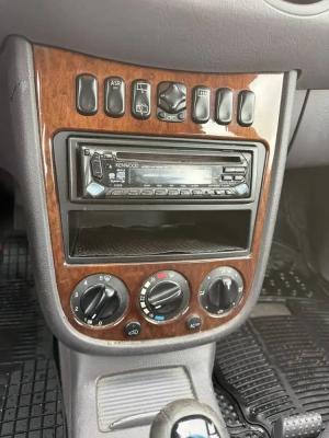 Grey Mercedes-Benz A 170 2002 in Ventspils, with an engine capacity of 1.70 L and mileage of 280 thousand km for 1090 €, photo 17 on AUTOMOTO.COM.LV