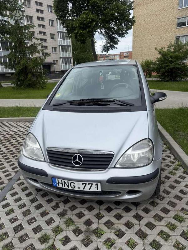 Grey Mercedes-Benz A 170 2003 in Siauliai, with an engine capacity of 1.70 L and mileage of 304 thousand km for 1650 €, photo 1 on AUTOMOTO.COM.LV