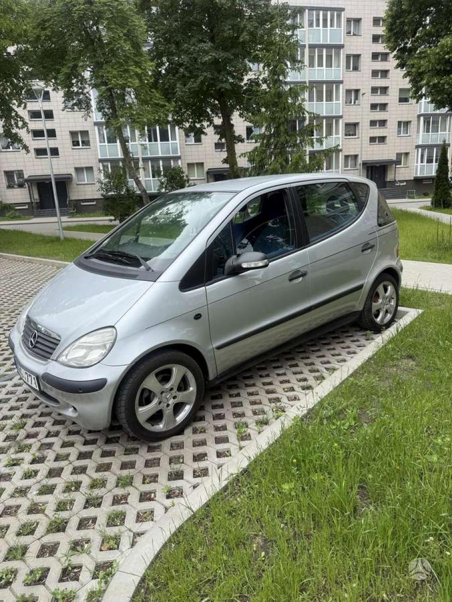 Pelēks Mercedes-Benz A 170 2003 Šauļi, ar dzinēja tilpumu 1.70 L un nobraukumu 304 tūkst. km par 1650 €, foto 3 vietnē AUTOMOTO.COM.LV