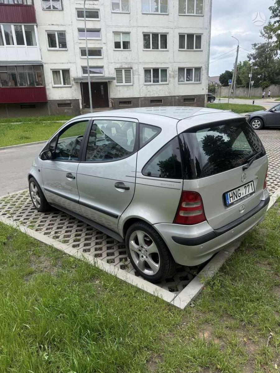 Pelēks Mercedes-Benz A 170 2003 Šauļi, ar dzinēja tilpumu 1.70 L un nobraukumu 304 tūkst. km par 1650 €, foto 4 vietnē AUTOMOTO.COM.LV