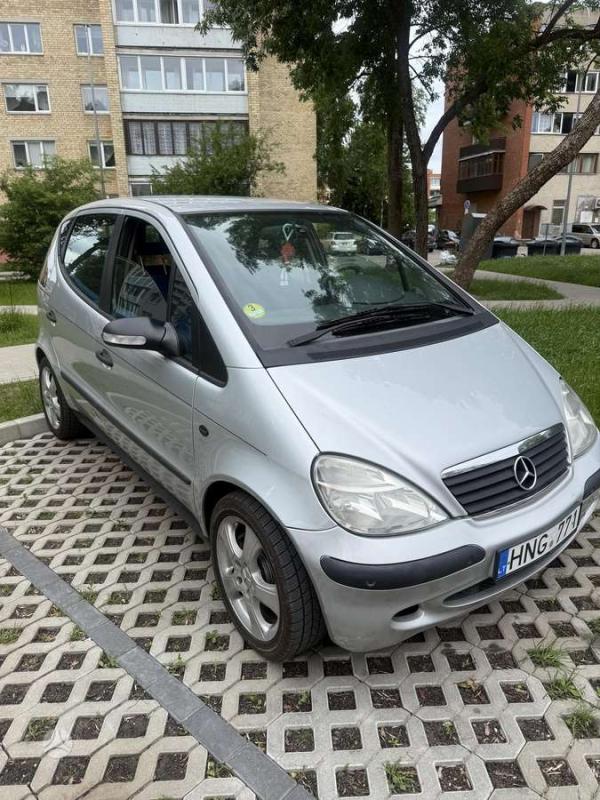 Grey Mercedes-Benz A 170 2003 in Siauliai, with an engine capacity of 1.70 L and mileage of 304 thousand km for 1650 €, photo 6 on AUTOMOTO.COM.LV