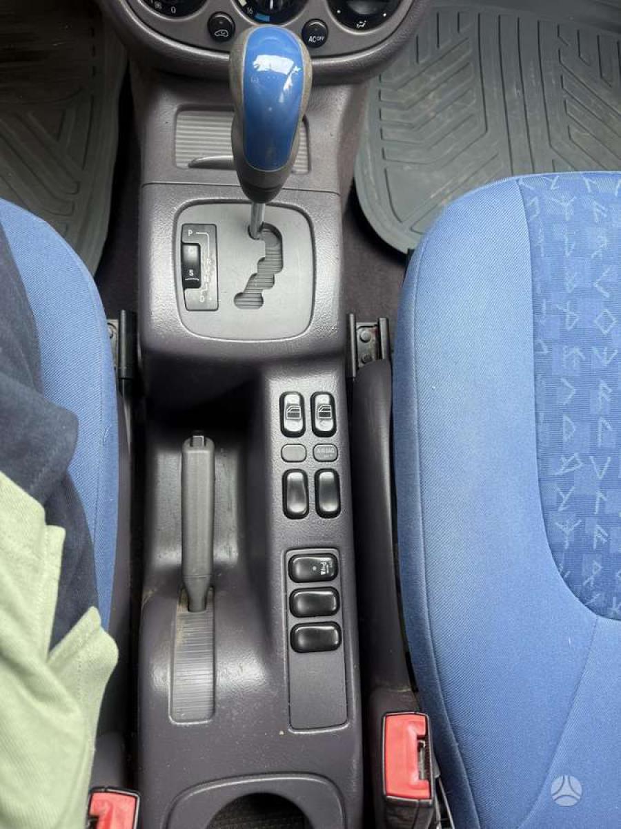 Pelēks Mercedes-Benz A 170 2003 Šauļi, ar dzinēja tilpumu 1.70 L un nobraukumu 304 tūkst. km par 1650 €, foto 9 vietnē AUTOMOTO.COM.LV