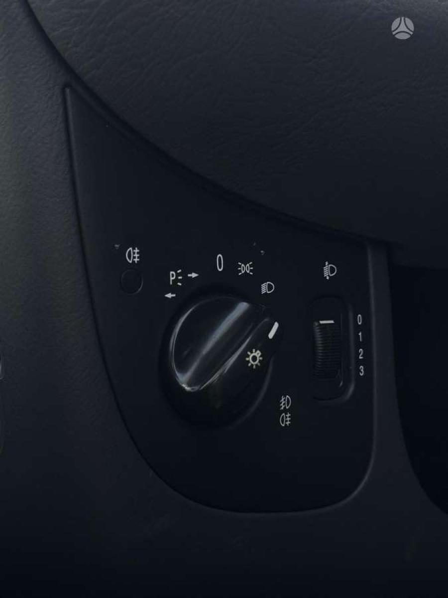 Pelēks Mercedes-Benz A 170 2003 Viļņa, ar dzinēja tilpumu 1.69 L un nobraukumu 198 tūkst. km par 2250 €, foto 23 vietnē AUTOMOTO.COM.LV