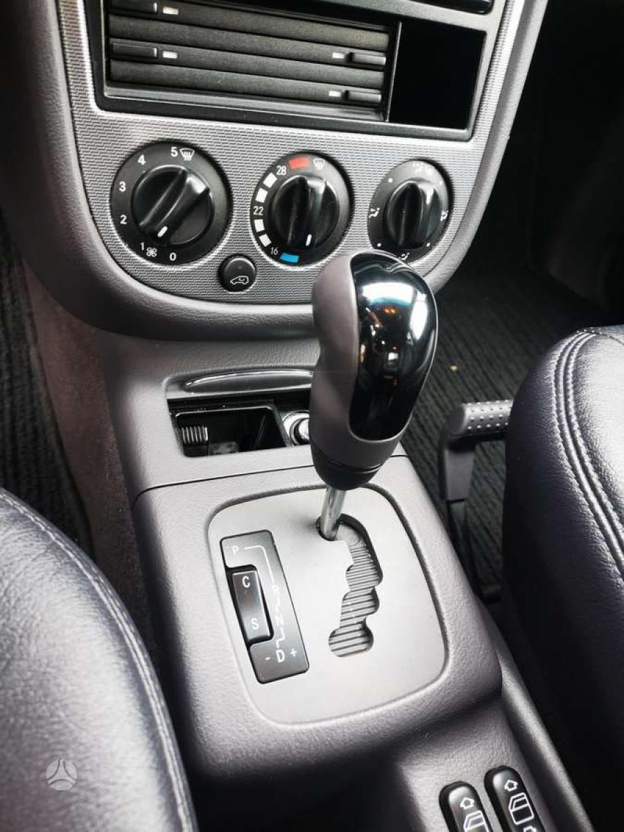 Grey Mercedes-Benz A 170 2003 in Vilnius, with an engine capacity of 1.69 L and mileage of 109 thousand km for 1990 €, photo 6 on AUTOMOTO.COM.LV