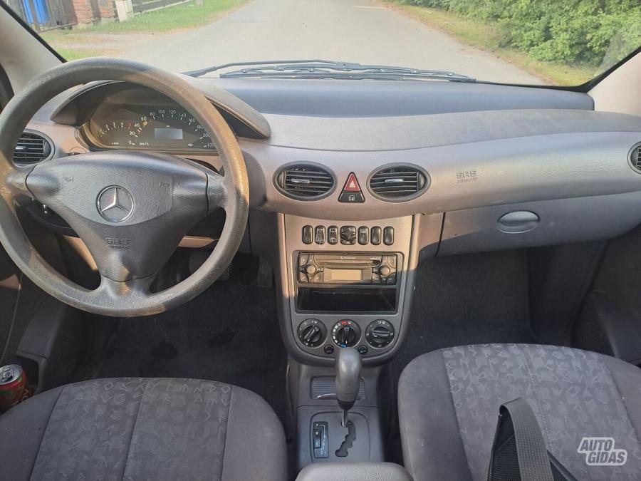 Pelēks Mercedes-Benz A 170 2004 Klaipėda, ar dzinēja tilpumu 1.70 L un nobraukumu 288 tūkst. km par 800 €, foto 7 vietnē AUTOMOTO.COM.LV