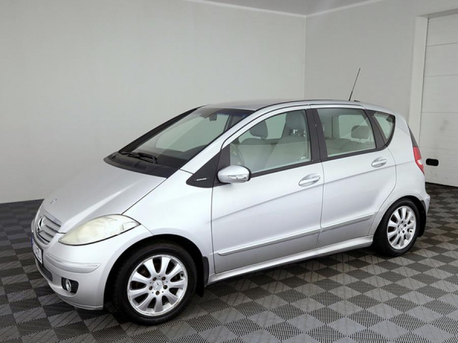 Pelēks Mercedes-Benz A 170 2004 Tallina, ar dzinēja tilpumu 1.70 L un nobraukumu 124 tūkst. km par 799 €, foto 3 vietnē AUTOMOTO.COM.LV