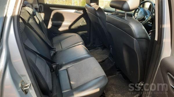 Pelēks Mercedes-Benz A 170 2004 Kuldīga, ar dzinēja tilpumu 1.70 L un nobraukumu 247 tūkst. km par 450 €, foto 7 vietnē AUTOMOTO.COM.LV