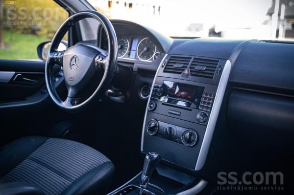 Pelēks Mercedes-Benz A 170 2005 Rīga, ar dzinēja tilpumu 1.70 L un nobraukumu 254 tūkst. km par 890 €, foto 8 vietnē AUTOMOTO.COM.LV