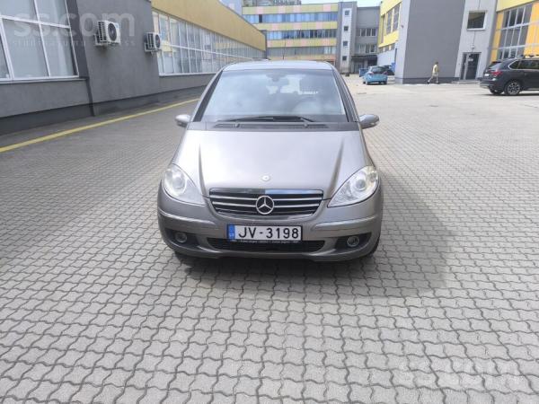 Grey Mercedes-Benz A 170 2005 in Riga, with an engine capacity of 1.70 L and mileage of 433 thousand km for 1390 €, photo 7 on AUTOMOTO.COM.LV