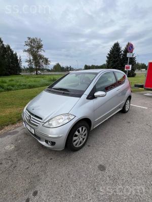 Pelēks Mercedes-Benz A 170 2005 Rīga, ar dzinēja tilpumu 1.70 L un nobraukumu 145 tūkst. km par 1090 €, foto  vietnē AUTOMOTO.COM.LV