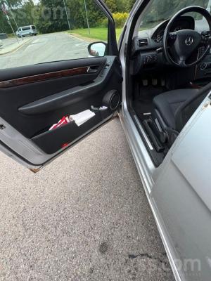 Pelēks Mercedes-Benz A 170 2005 Rīga, ar dzinēja tilpumu 1.70 L un nobraukumu 145 tūkst. km par 1090 €, foto 7 vietnē AUTOMOTO.COM.LV