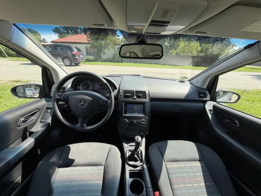 Pelēks Mercedes-Benz A 170 2007 Ventspils, ar dzinēja tilpumu 1.70 L un nobraukumu 107 tūkst. km par 2500 €, foto 15 vietnē AUTOMOTO.COM.LV