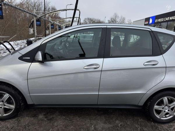 Grey Mercedes-Benz A 170 2009 in Panevezys, with an engine capacity of 1.70 L and mileage of 240 thousand km for 3100 €, photo 2 on AUTOMOTO.COM.LV