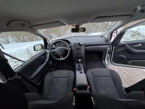 Grey Mercedes-Benz A 170 2009 in Panevezys, with an engine capacity of 1.70 L and mileage of 240 thousand km for 3100 €, photo 10 on AUTOMOTO.COM.LV
