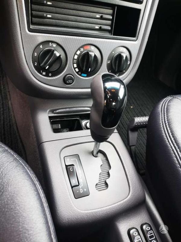 Pelēks Mercedes-Benz A 170 2003 Viļņa, ar dzinēja tilpumu 1.70 L un nobraukumu 11 tūkst. km par 1990 €, foto 8 vietnē AUTOMOTO.COM.LV