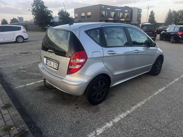 Pelēks Mercedes-Benz A 170 2005 Klaipėda, ar dzinēja tilpumu 1.70 L un nobraukumu 317 tūkst. km par 1990 €, foto 4 vietnē AUTOMOTO.COM.LV