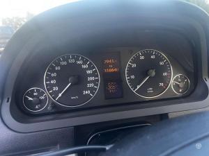 Pelēks Mercedes-Benz A 170 2005 Klaipėda, ar dzinēja tilpumu 1.70 L un nobraukumu 317 tūkst. km par 1990 €, foto 17 vietnē AUTOMOTO.COM.LV