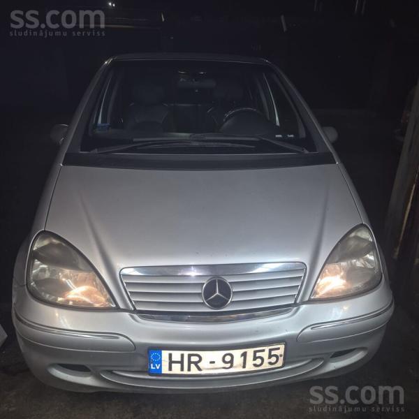 Mercedes-Benz A 170 2001 in Riga, with an engine capacity of 1.70 L and mileage of 270 thousand km for 600 €, photo 3 on AUTOMOTO.COM.LV