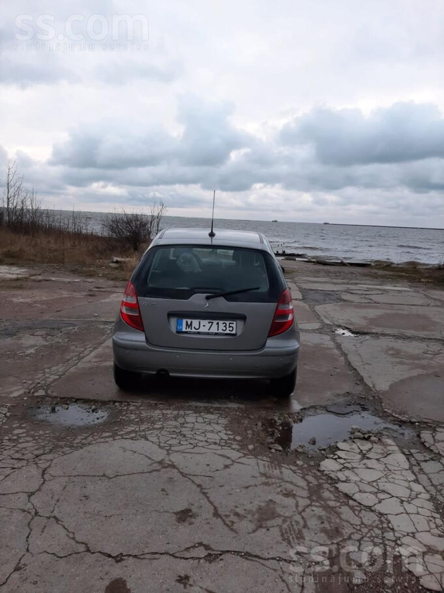 Mercedes-Benz A 170 2004 in Liepaja, with an engine capacity of 1.90 L and mileage of 261 thousand km for 1800 €, photo 4 on AUTOMOTO.COM.LV