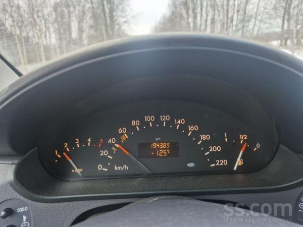 Mercedes-Benz A 170 2004 Rīga, ar dzinēja tilpumu 1.70 L un nobraukumu 194 tūkst. km par 500 €, foto 10 vietnē AUTOMOTO.COM.LV