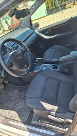 Mercedes-Benz A 170 2005 Ogre, ar dzinēja tilpumu 1.70 L un nobraukumu 208 tūkst. km par 1850 €, foto 5 vietnē AUTOMOTO.COM.LV