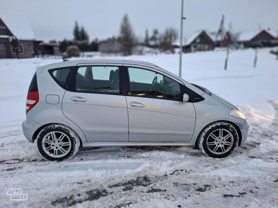 Mercedes-Benz A 170 2008 in Ariogala, with an engine capacity of 1.70 L and mileage of 330 thousand km for 1050 €, photo 6 on AUTOMOTO.COM.LV