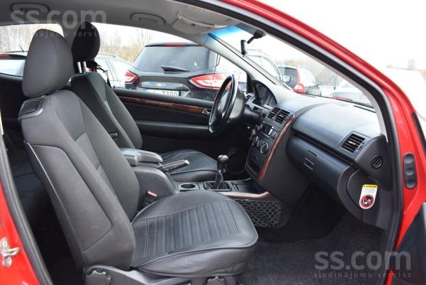 Red Mercedes-Benz A 170 2006 in Kuldiga, with an engine capacity of 1.70 L and mileage of 0 thousand km for 1350 €, photo 5 on AUTOMOTO.COM.LV