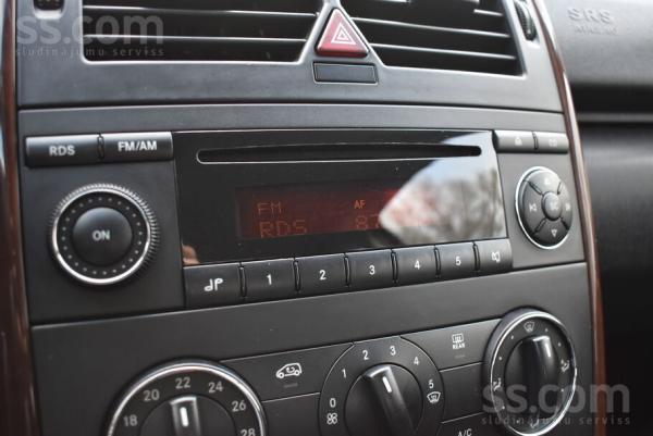 Red Mercedes-Benz A 170 2006 in Kuldiga, with an engine capacity of 1.70 L and mileage of 0 thousand km for 1350 €, photo 10 on AUTOMOTO.COM.LV