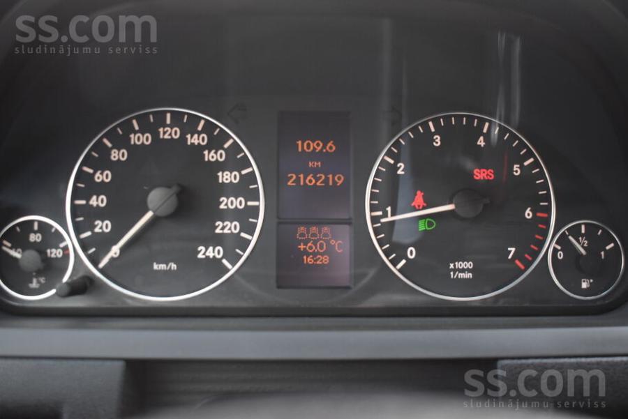 Sarkans Mercedes-Benz A 170 2006 Kuldīga, ar dzinēja tilpumu 1.70 L un nobraukumu 0 tūkst. km par 1350 €, foto 12 vietnē AUTOMOTO.COM.LV